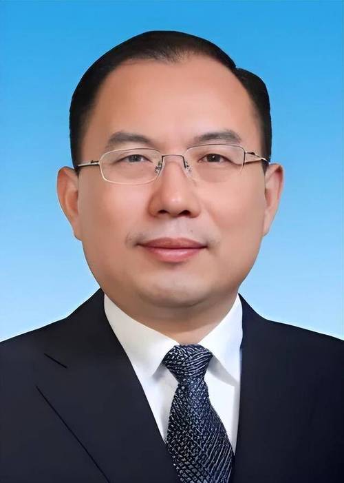 张忠军任湖北恩施州委书记
