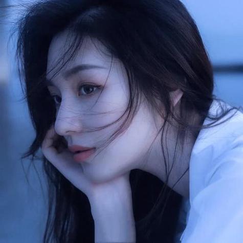 让人过目不忘的头像女图标