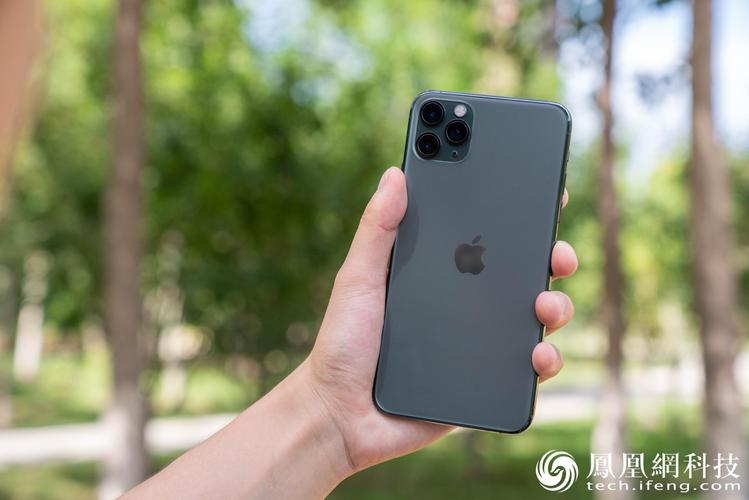 苹果iphone11pro暗绿色图标