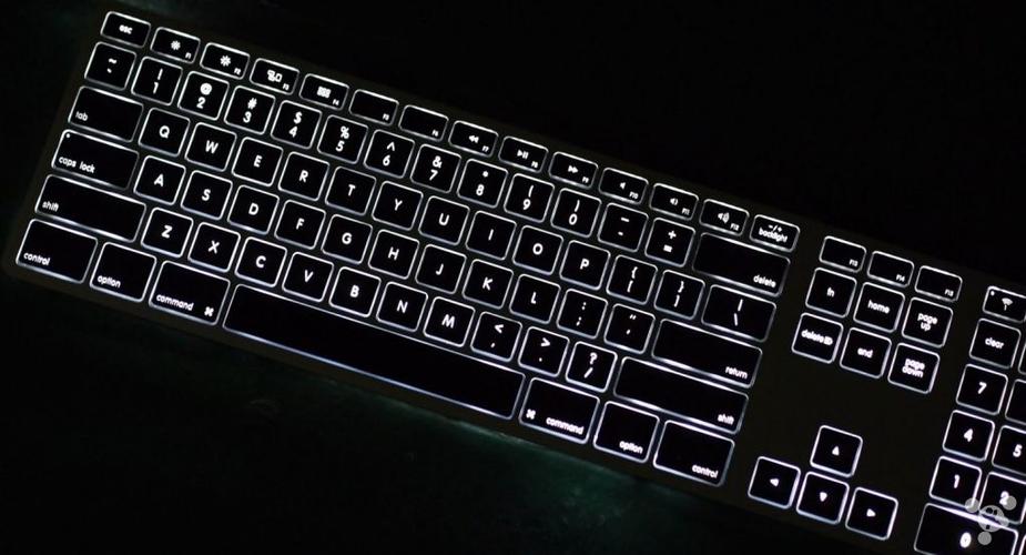 苹果电脑背光键盘是啥截图