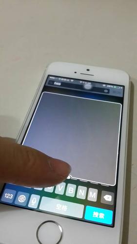 iphone界面突然变大了图标