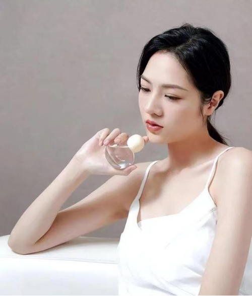有体香的女孩子代表什么图标