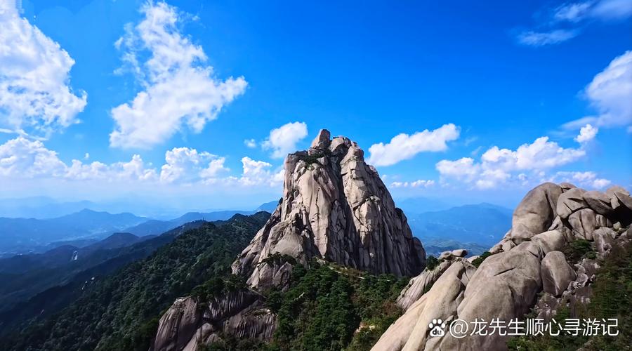 继承废旧景区,我继承了一座山峰小说图标
