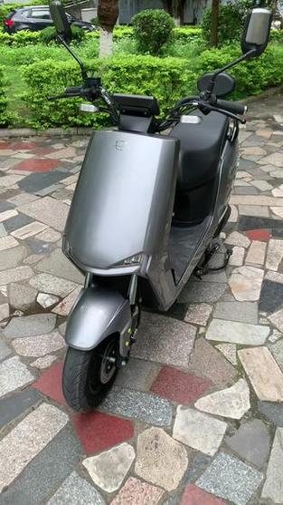 绿源电动车72伏图标