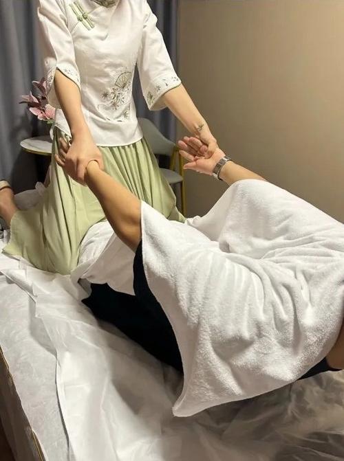中式推拿全套手法视频截图
