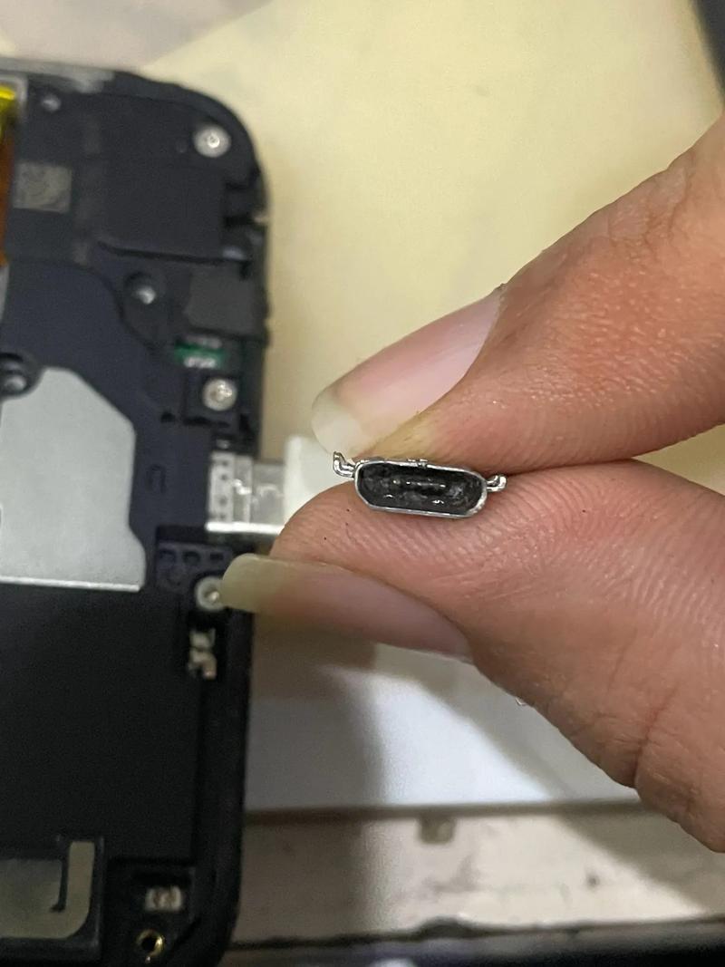 尾插坏了最明显三个特征图标