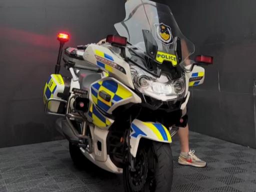 春风650警察版