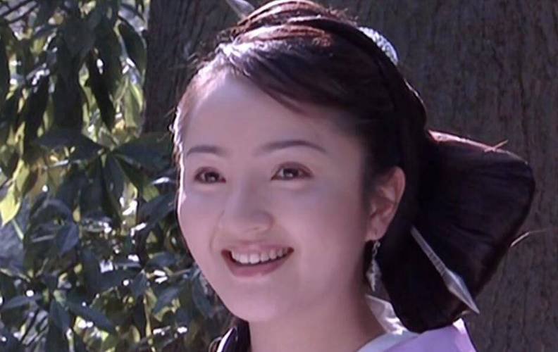 甘宝宝阮丹宁图标