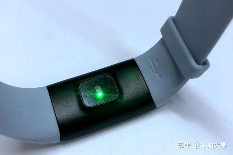 小米手环6背面红灯一直亮图标