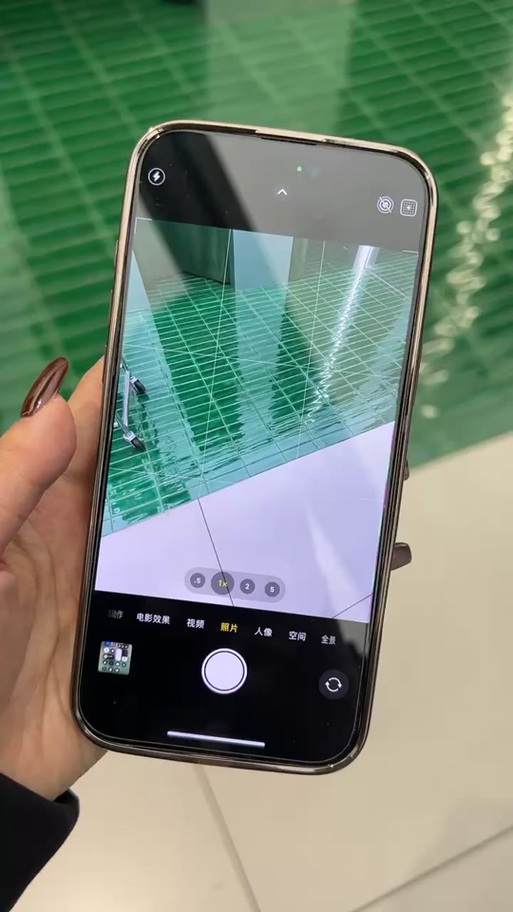 iphone相机一闪一闪的图标