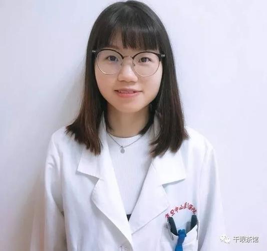 江轼雪燕惊春图标