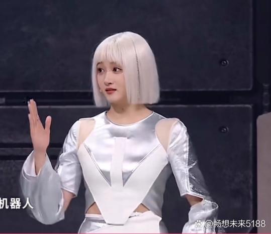 关晓彤王牌最新衣服图标