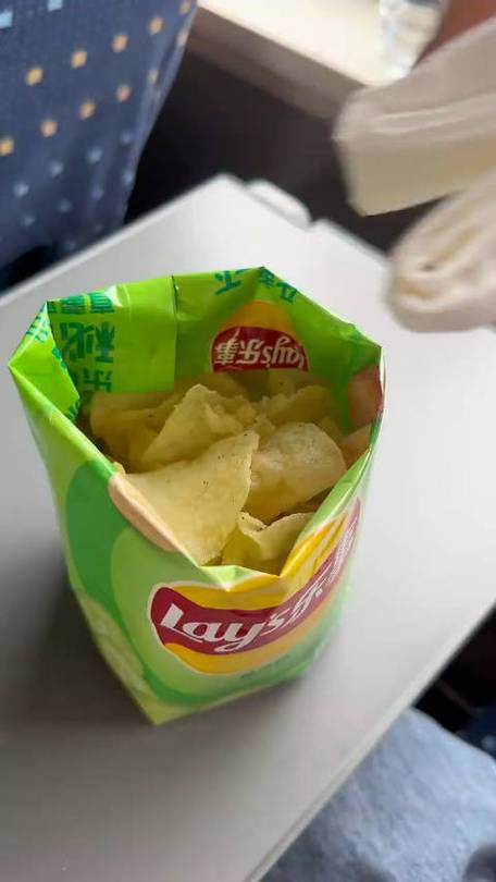 薯片可以带上高铁吗?图标