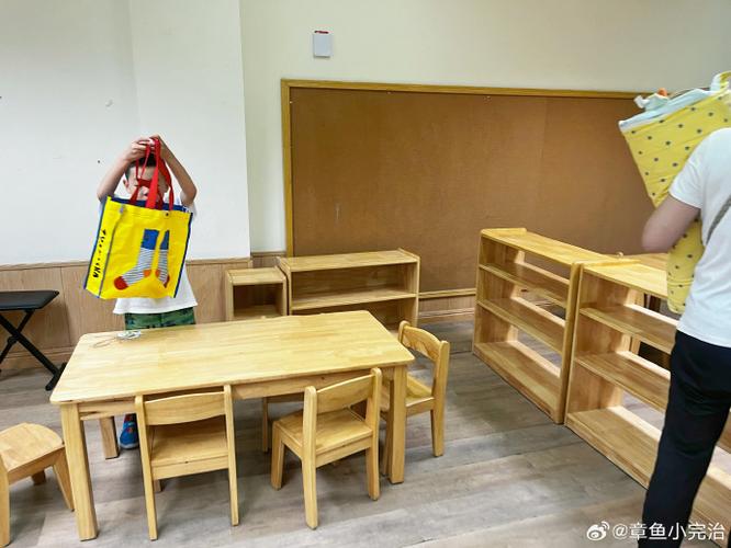 学校柜子里有章鱼的游戏
