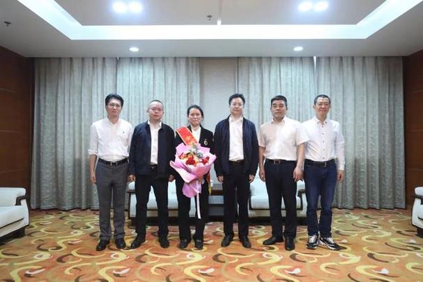 唯一的领袖任务放弃了怎么重接图标