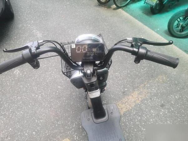 小牛电动车把歪了怎么调整图标