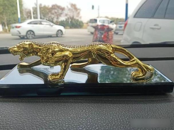 金钱豹车多少钱一辆图标