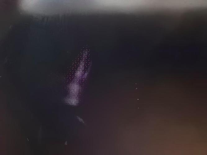 屏幕黑色有紫斑图标