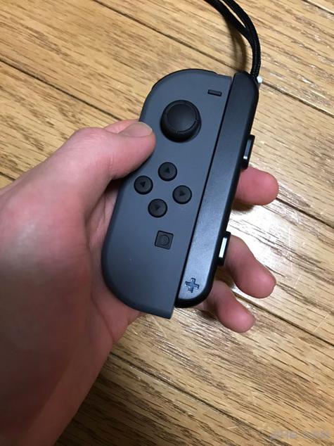 switch手柄腕带怎么取下来图标