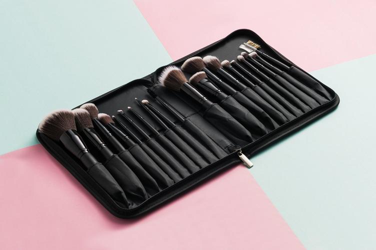 brush文件怎么打开图标