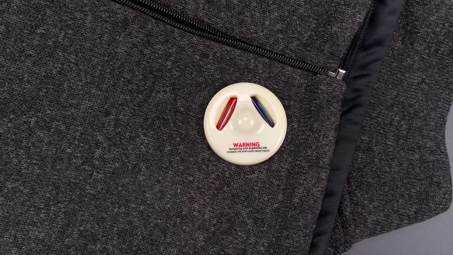 衣服上的黑色磁扣怎么去掉