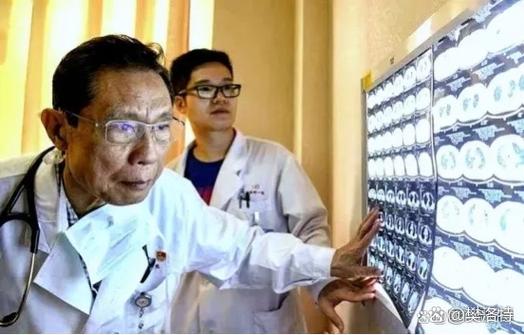 钟南山说流感和新冠视频截图