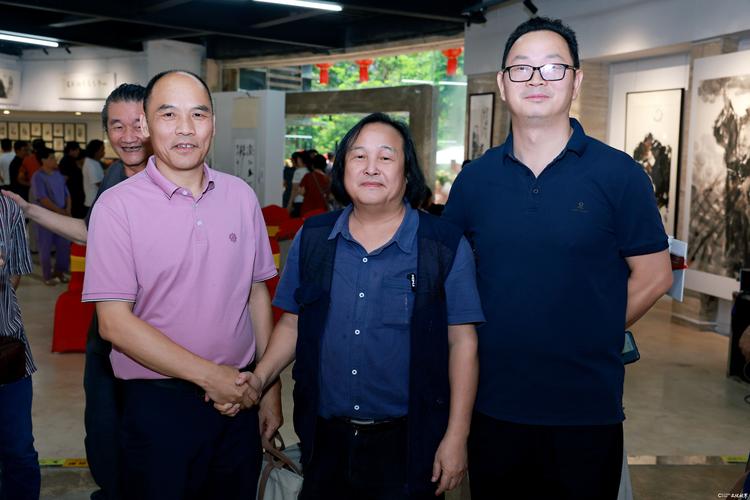 陈白峰个人简历图标
