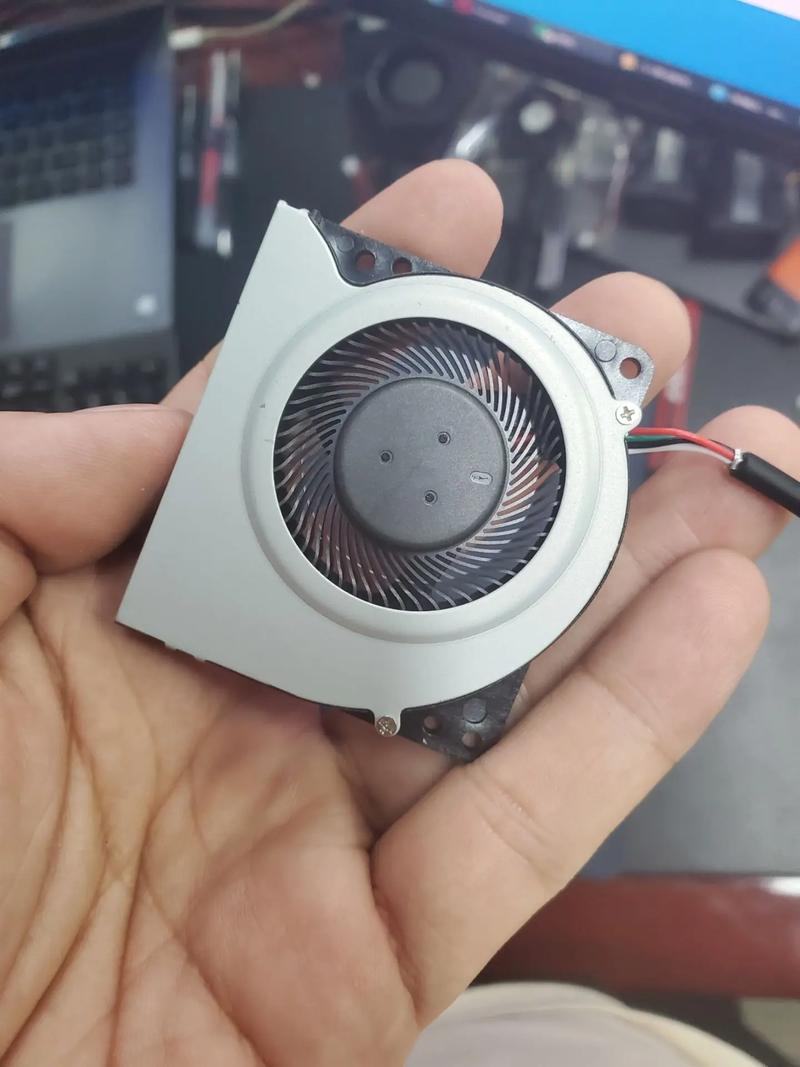 笔记本风扇不能自动调速怎么办