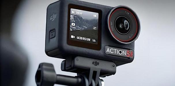 gopro6充电口盖子怎么取下来