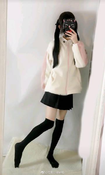 tee美女吃货小绿截图