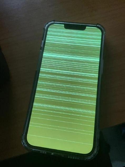 苹果13绿屏截图