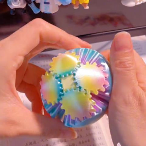 变形魔方怎么折成球图标