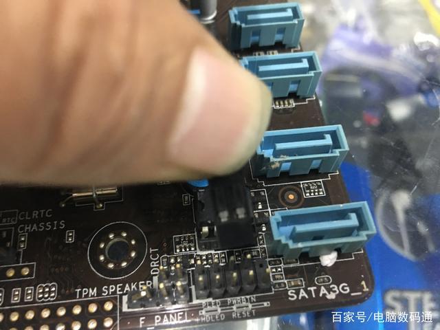 电脑主板坏了能开机吗图标