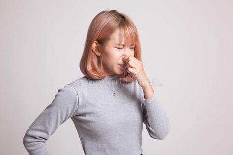 鼻子老是闻到烧焦的味道图标