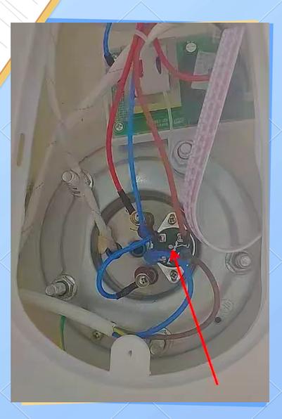 热水器跳闸复位键在哪图标