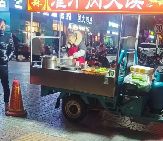 摆摊技巧截图