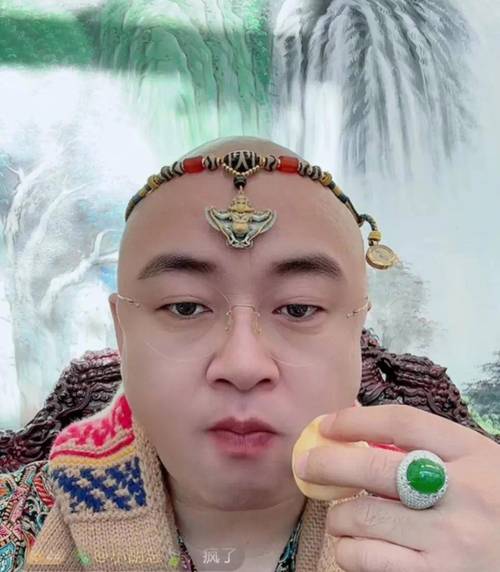 东方阿保背景截图