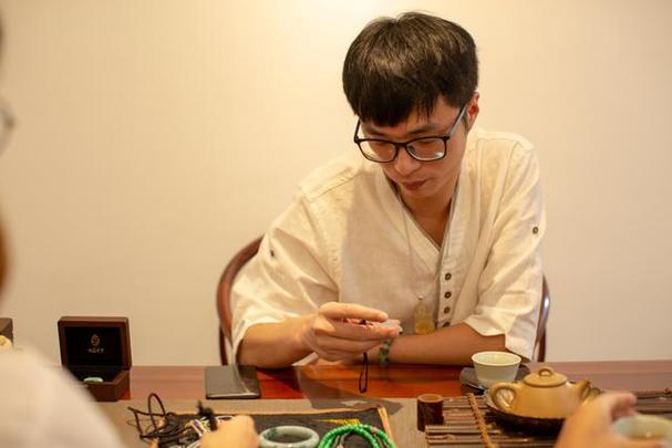 鉴定师图标