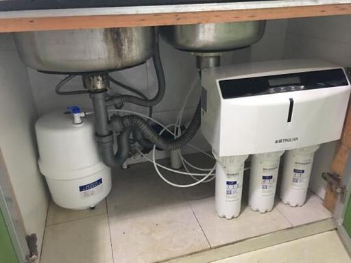 沁园净水器电源灯亮运行灯不亮图标