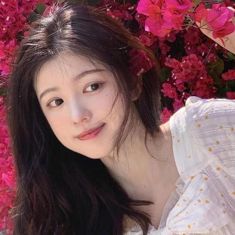 十七岁女生的温柔图标