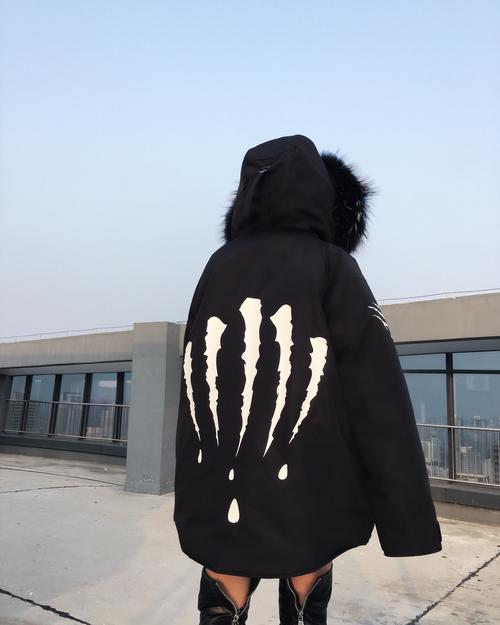 怀旧服可疑的蹄印图标