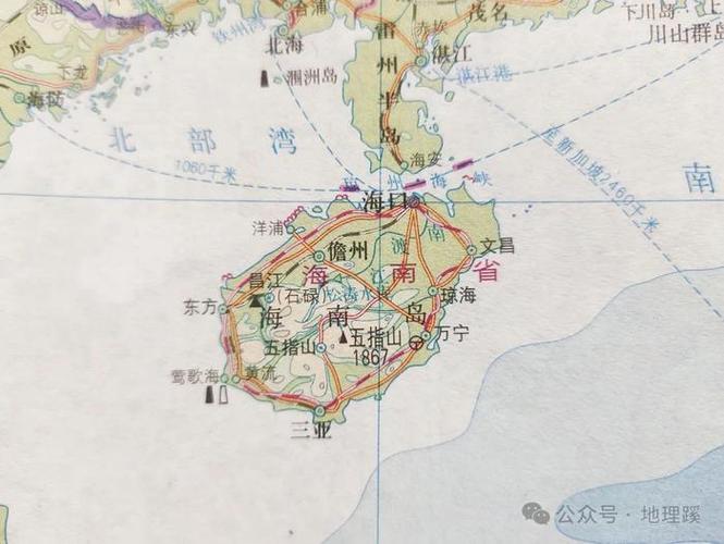 琼海在海南的什么位置