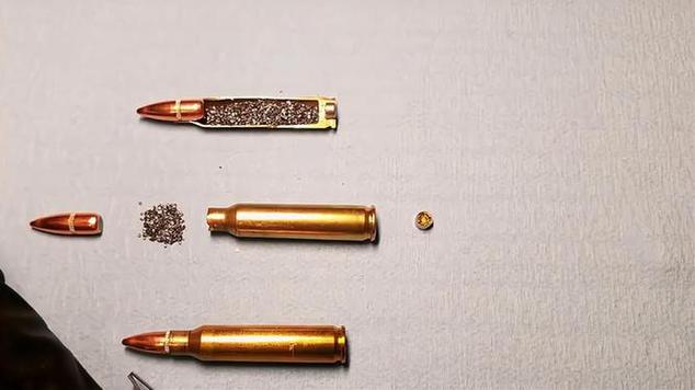 枪射出子弹图标