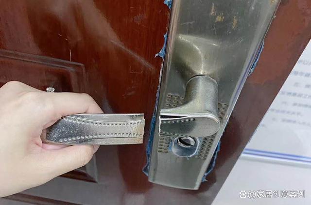 门把手里面断了怎么开门图标