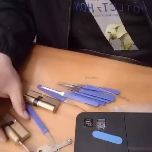取断钥匙一般多少钱图标