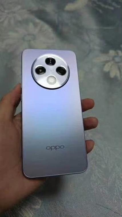 oppo手机后盖碎了