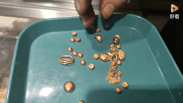 怎样把金条锤成黄金片截图