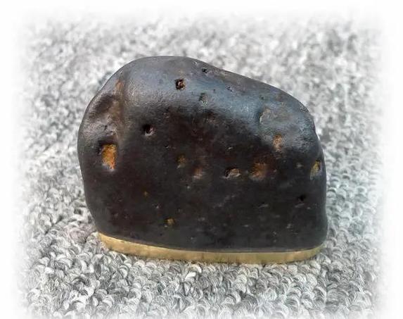 陨星的寓意和象征截图