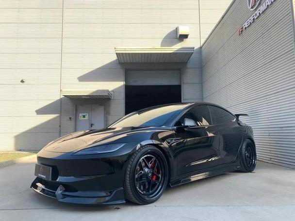 特斯拉model 3改装案例图标