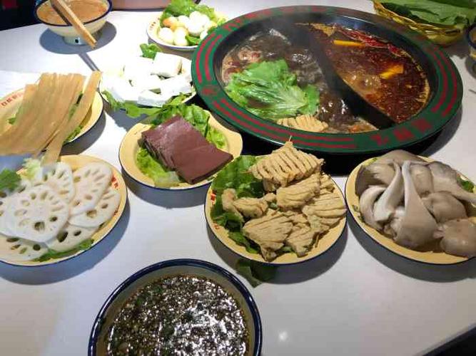 下元附近的火锅截图